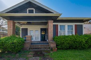 705 W Main St, Houston, TX 77006 - HAR.com