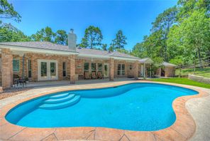 951 S Cape Royale Dr, Coldspring, TX 77331 - HAR.com