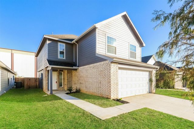 3745 Alexus Dr, Conroe, TX 77301 - HAR.com