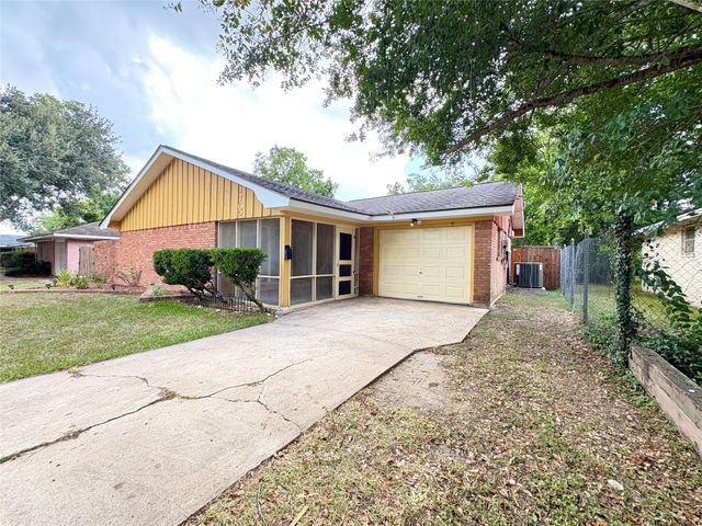 1702 Baylor Ave, Bay City, TX 77414 - HAR.com