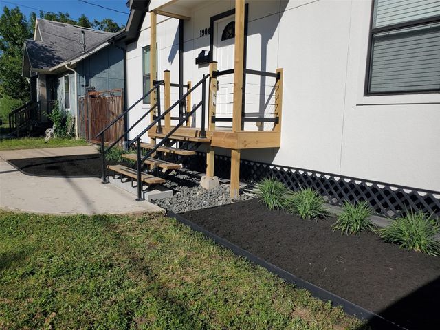 1904 Davis St, Houston, TX 77026 - HAR.com