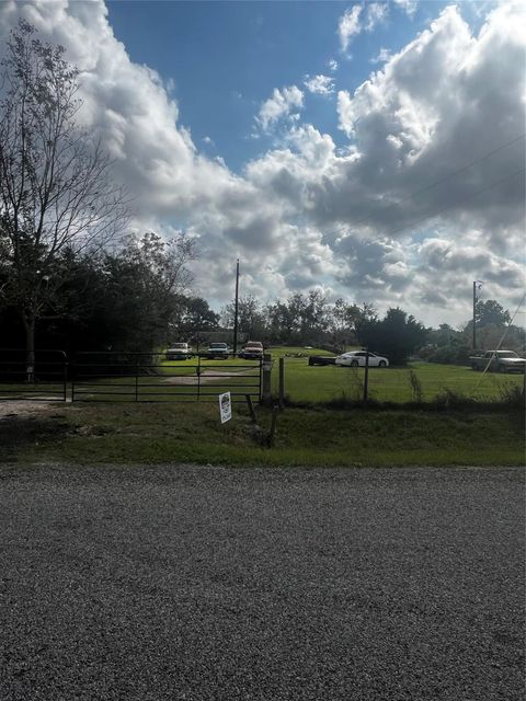 350 County Road 273, Bay City, TX 77414 - HAR.com