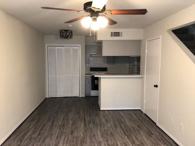 2100 S Wilcrest Dr S #121, Houston, TX 77042 - HAR.com
