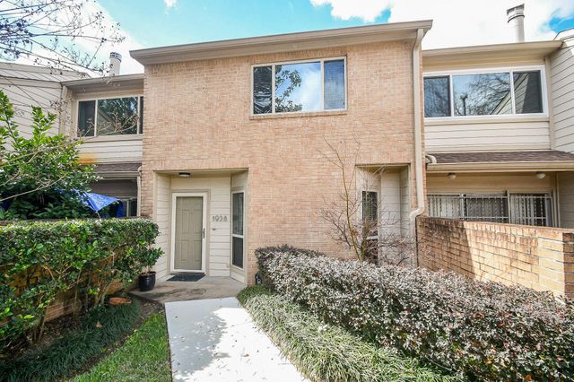 1938 Augusta Dr, Houston, TX 77057 - HAR.com