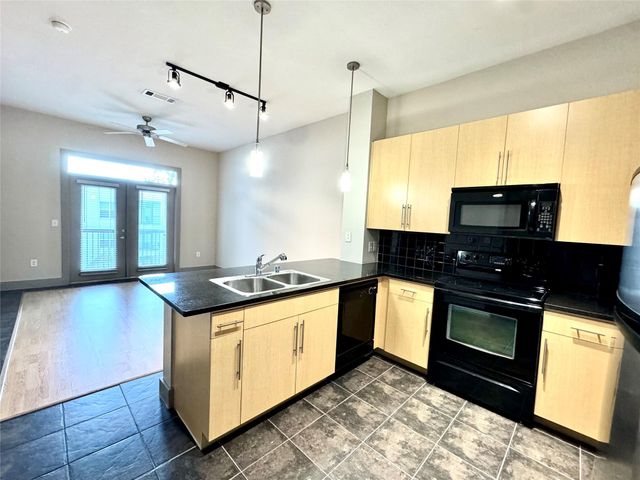 3660 Richmond st Ave #211, Houston, TX 77046 - HAR.com