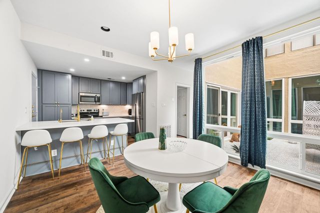 1116 Bering Dr #25, Houston, TX 77057 - HAR.com